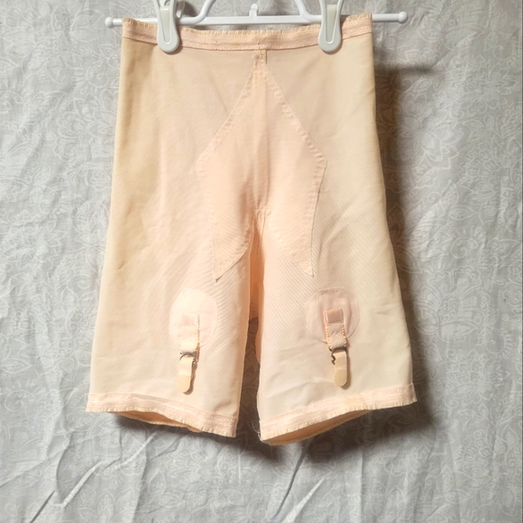 Vintage | Intimates & Sleepwear | True Vintage Soft Pink Shorts Girdle ...